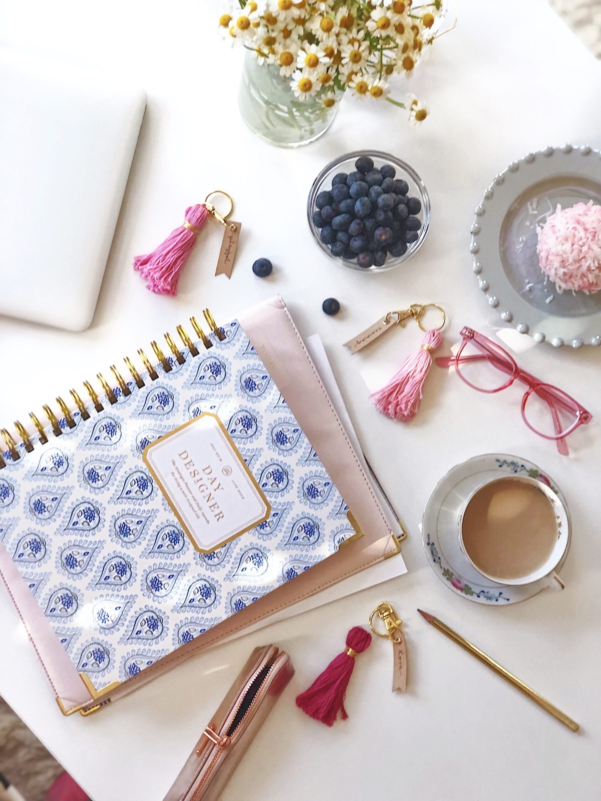 5 Ways to Enjoy the Work Day with Day Designer | thehouseofmag.com